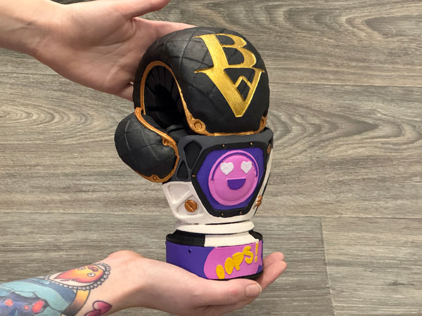 Belva Bruisers Pathfinder Heirloom Boxing Gloves Apex Legends Battle R ...